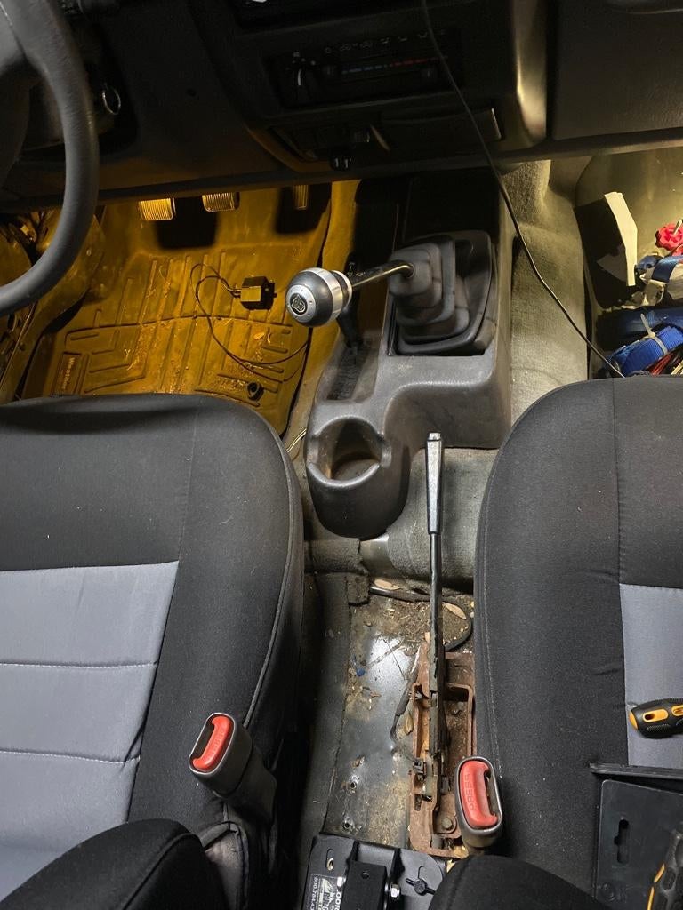 1998 center console removal | Jeep Wrangler Forum