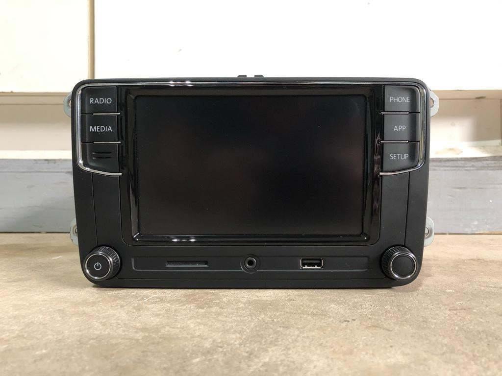 FS: RCD330 Desay 187B Headunit & Aftermarket Reverse Camera | VW Vortex ...