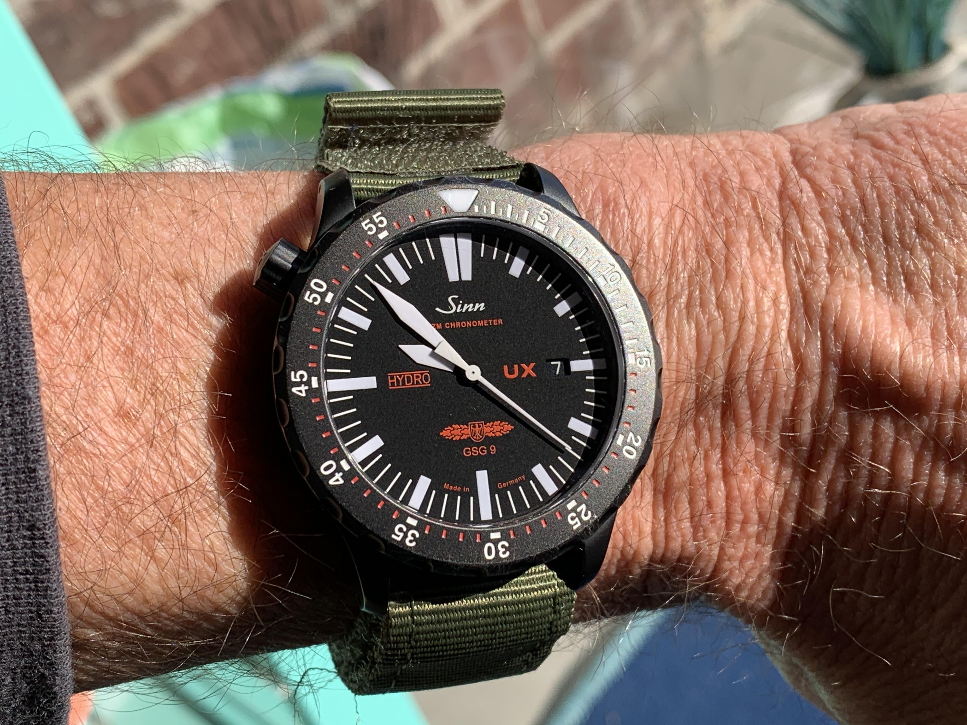 Dive watches...And "push-pull" crowns. | WatchUSeek Watch Forums