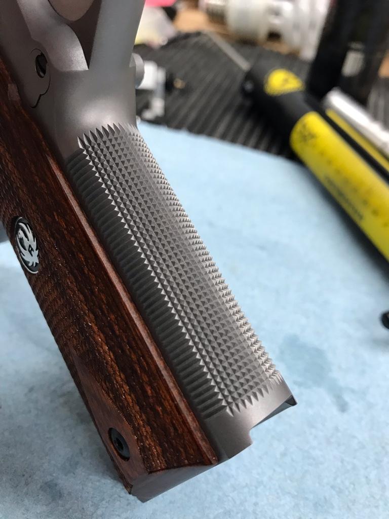 Front Strap Checkering | 1911 Firearm Addicts