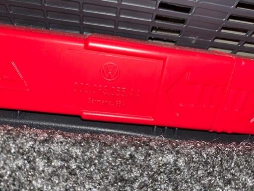 Warning Triangle | VW Vortex - Volkswagen Forum