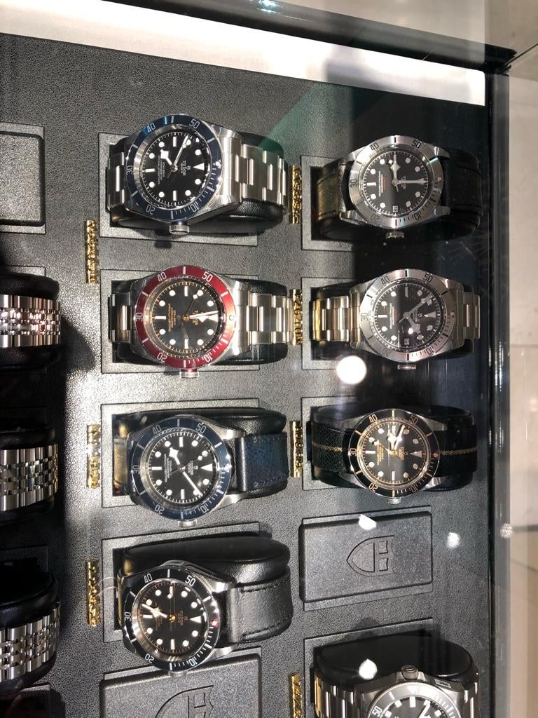 The Tudor Fake Rivets - Dilemma | WatchUSeek Watch Forums