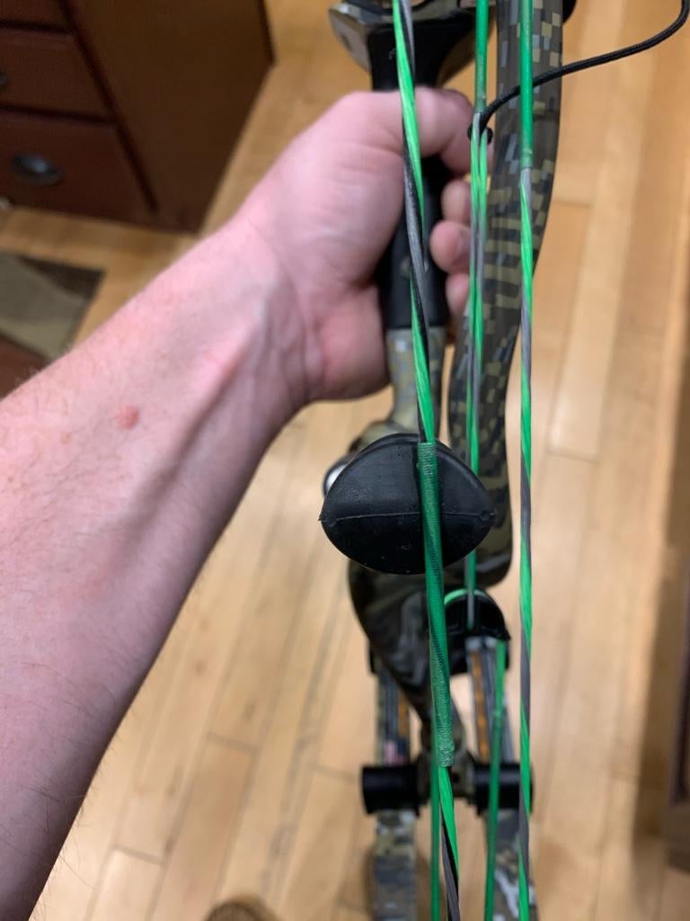 New String fraying - Why? | Archery Talk Forum