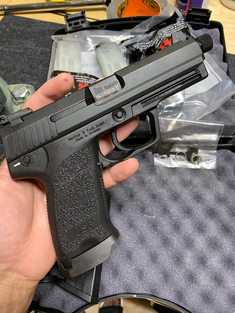 SOLD: USP Tactical 9 w/jet funnel and mags | HKPRO Forums