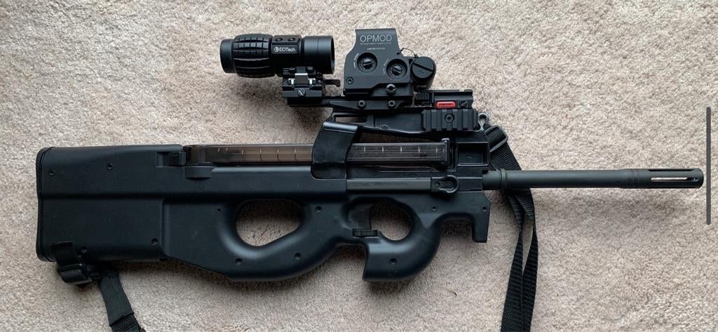 Old School Tri-Rail PS90 with complement Five Seven | FN Herstal Firearms