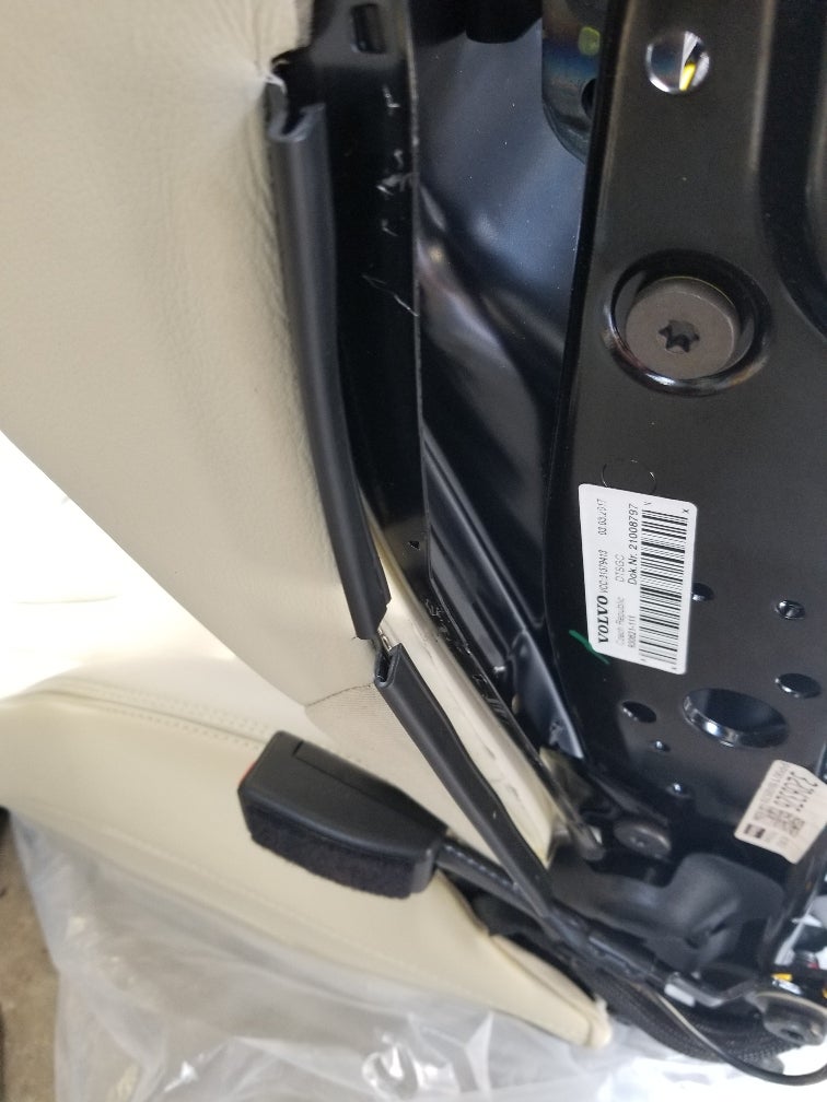 P3 Seat Swap | SwedeSpeed - Volvo Performance Forum