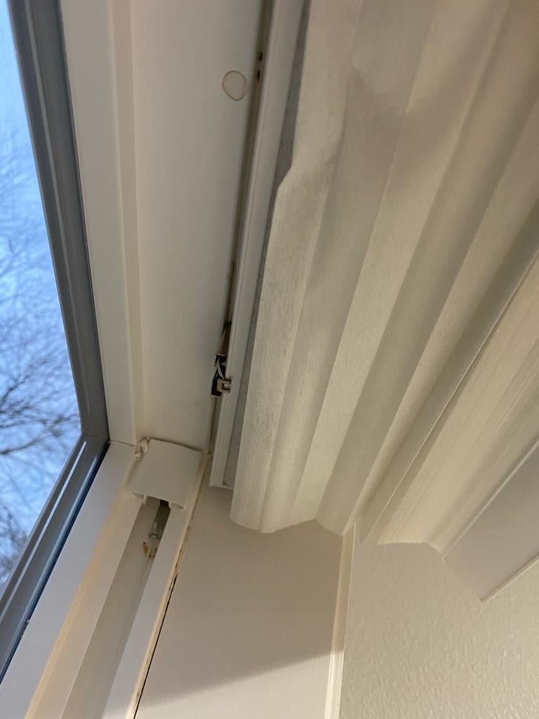 Water leak from top of window frame in heavy rain | DIY Home ...