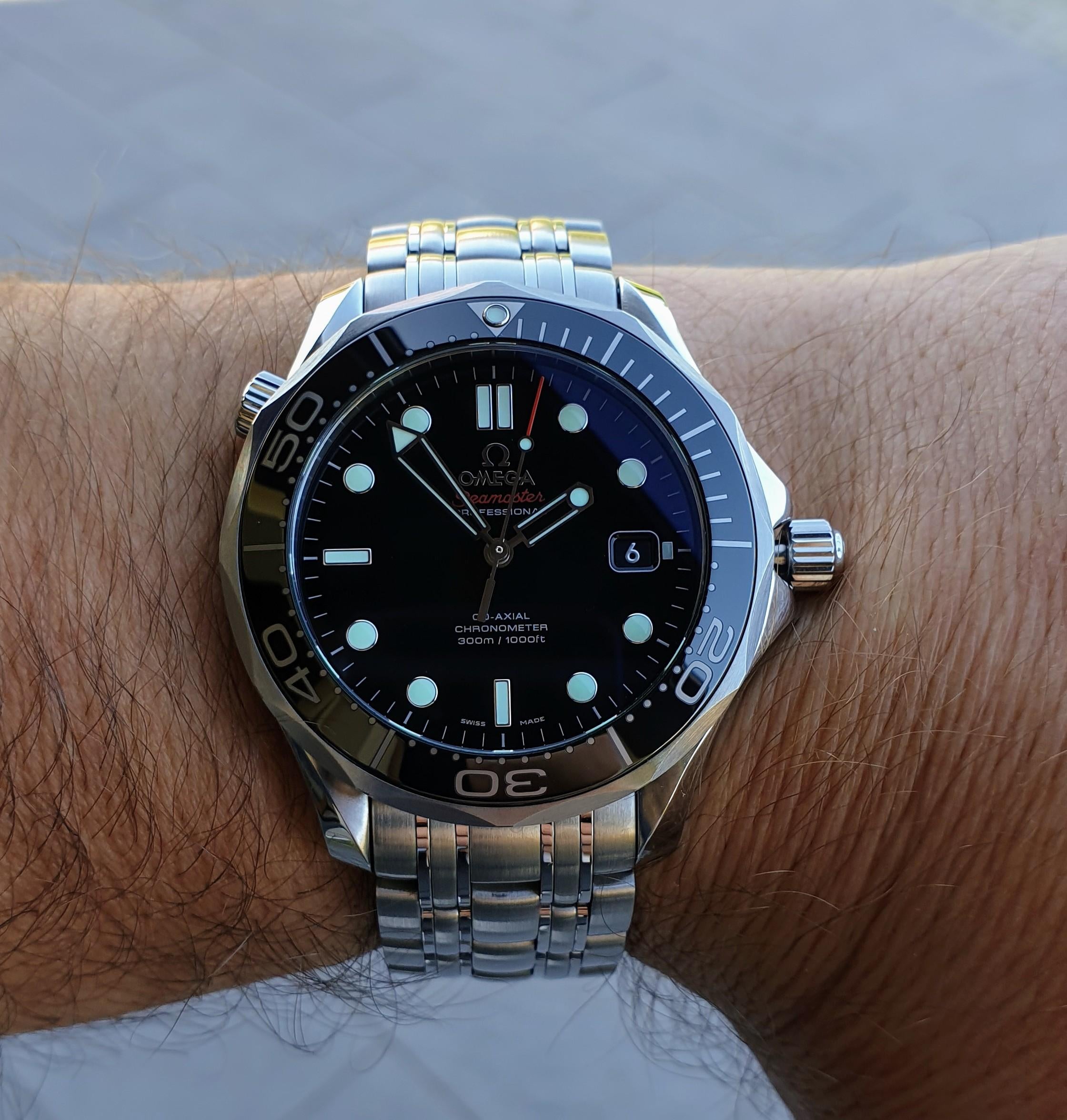 Sinn reveals new U50 dive watch for human wrists! 41mm with U1 design ...