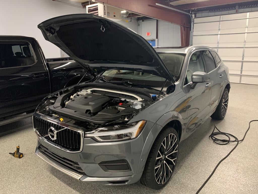2020 Volvo XC60 T5 Osmium Gray/Blond City-Weave Textile Build Thread ...