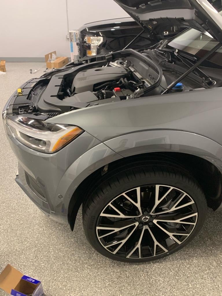 2020 Volvo XC60 T5 Osmium Gray/Blond City-Weave Textile Build Thread ...