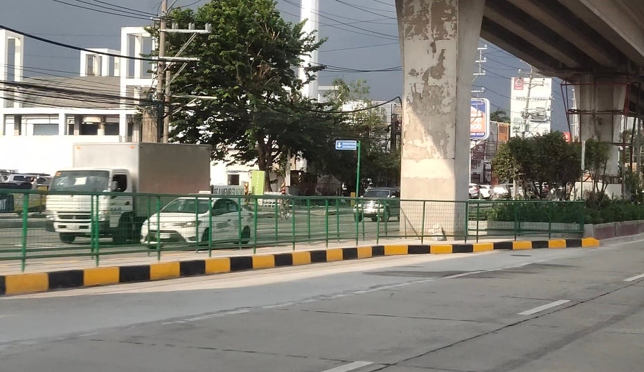 C4 - Epifanio de los Santos Avenue (EDSA) | EDSA Carousel | Page 205 ...