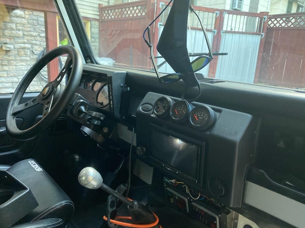 TD5 dash upgrade/Double Din Stereo using Defenderupgrades.com product ...