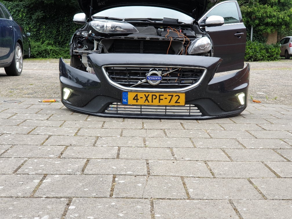 DRL Dimmed on low beam mod?! | Volvo V40 Forums