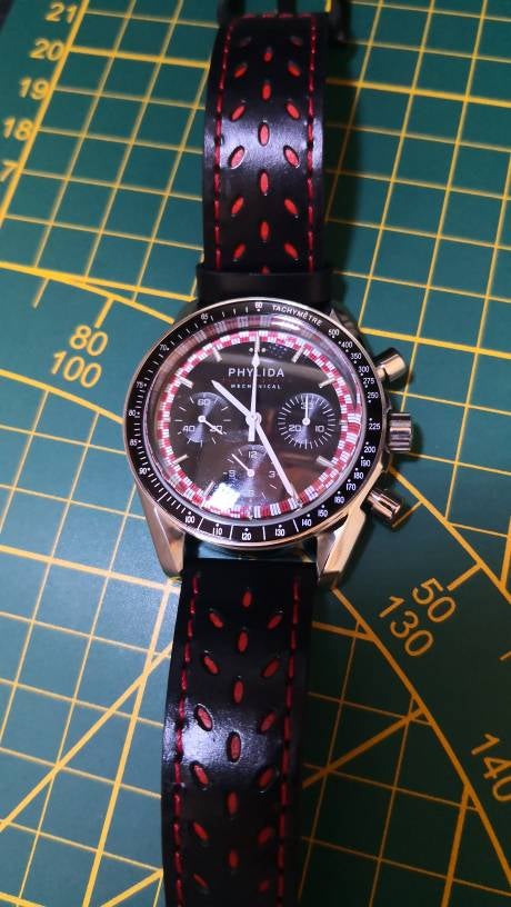 Review: PHYLIDA Speedy Pro 'Tintin' homage | WatchUSeek Watch Forums