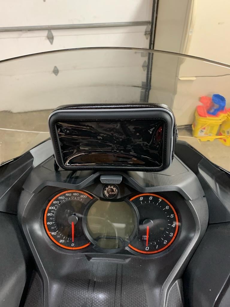 iPhone/gps mount on a skidoo gen4 | Ski-Doo Snowmobiles Forum