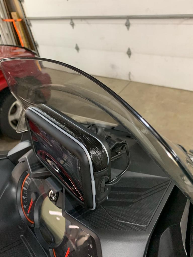 iPhone/gps mount on a skidoo gen4 | Ski-Doo Snowmobiles Forum