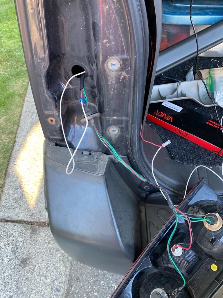 How-to: Rear View Camera on the Back Hatch | Second Generation Nissan ...