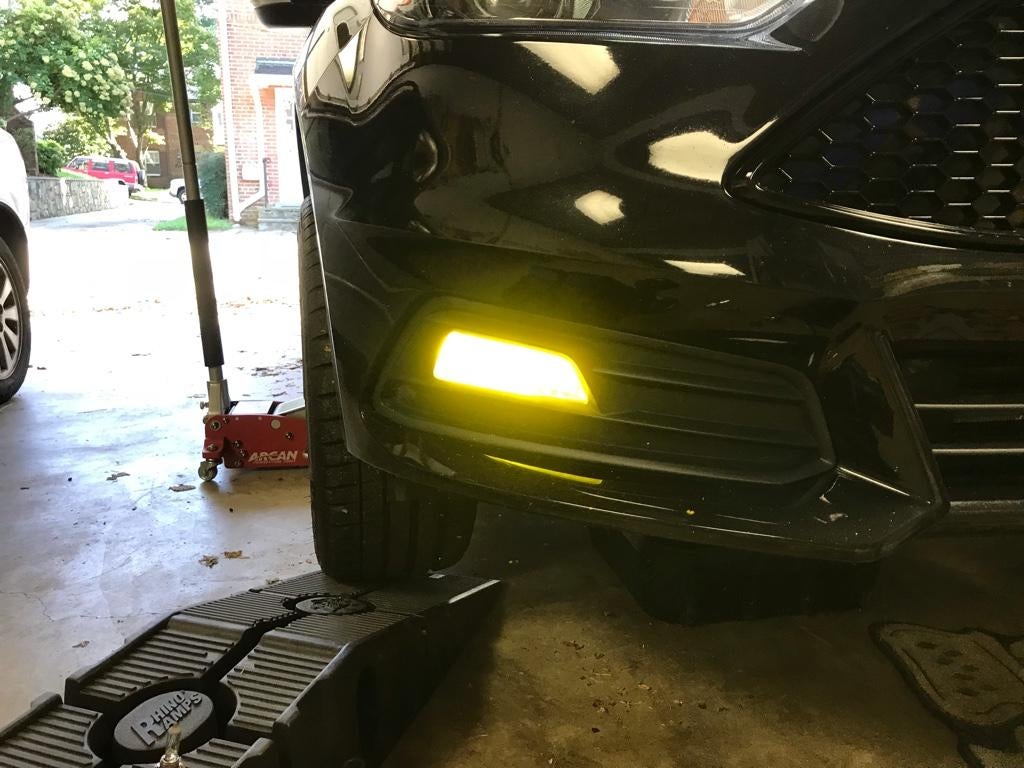 16’ Focus ST yellow fog light owners? | Ford Focus ST Forum