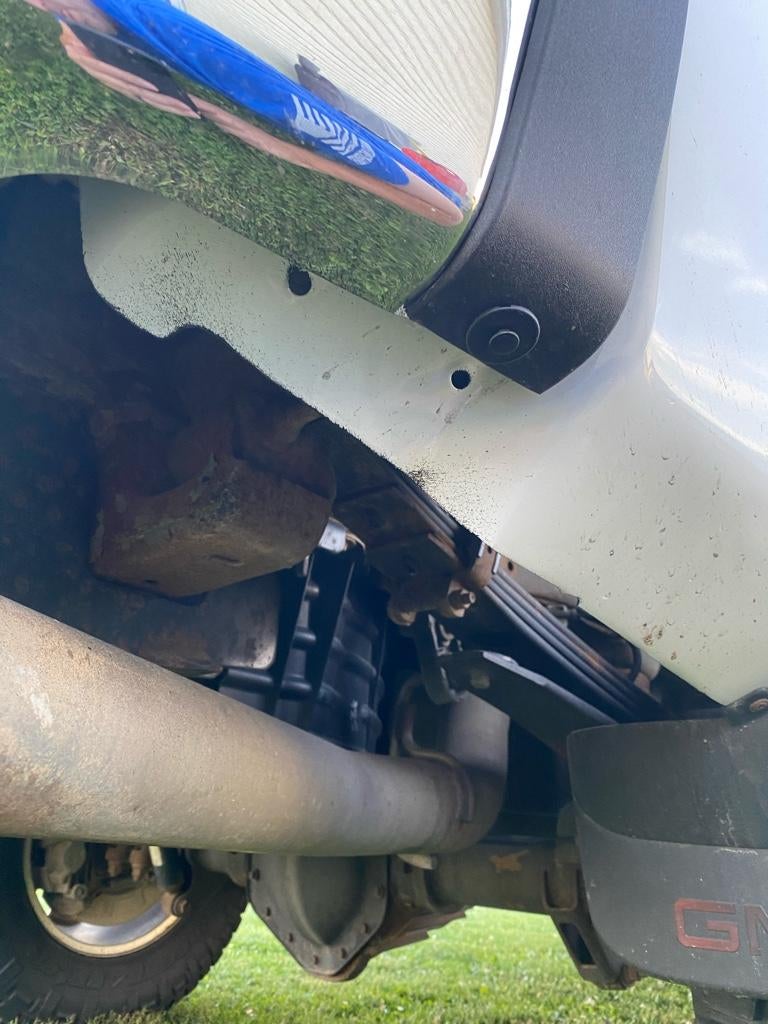 Rear Quarter Differences | Chevy Silverado and GMC Sierra Forum