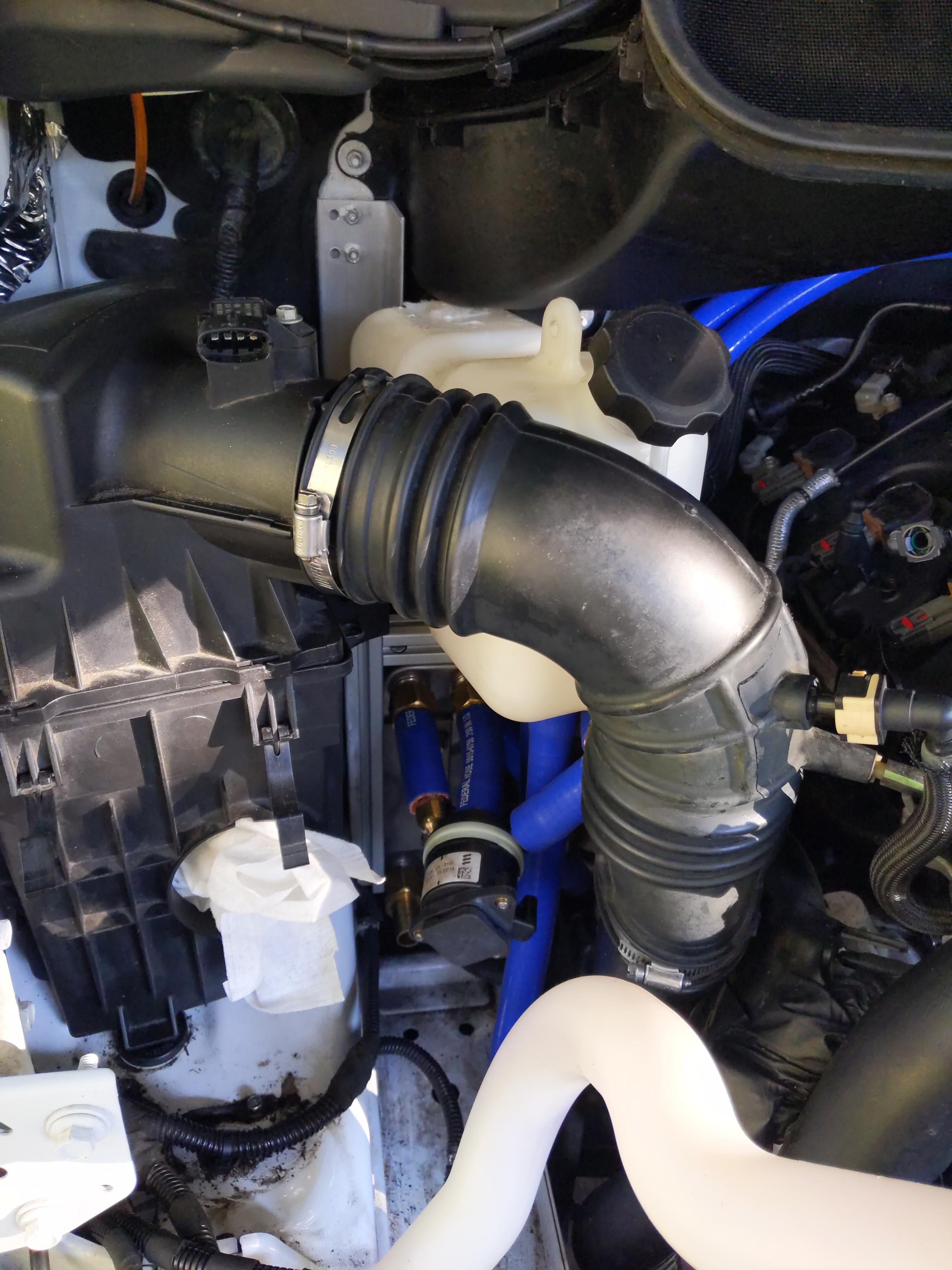 Hose routing for expansion tank and heat exchanger | Ford Transit USA Forum