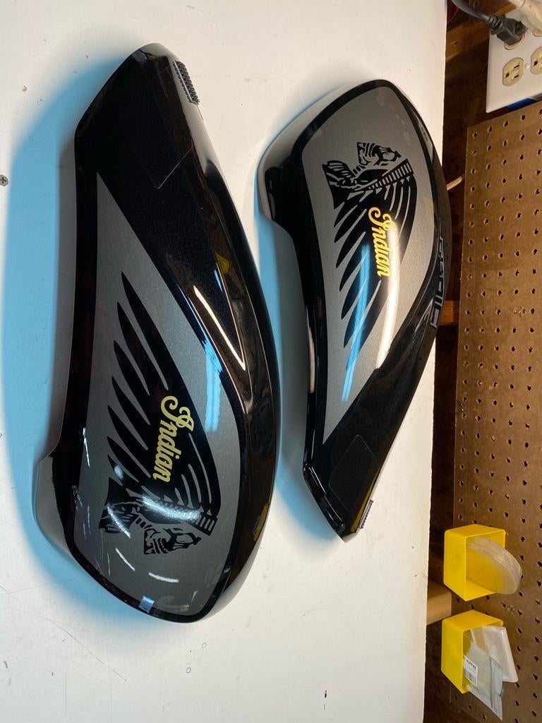 Black pearl tank covers | Indian Motorcycle Forum