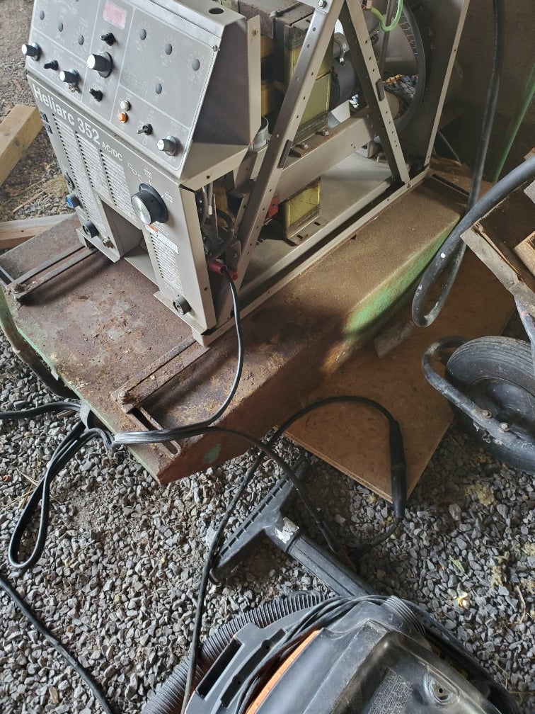 ESAB Heliarc 352 tig welder | WeldingWeb - Welding Community for pros ...
