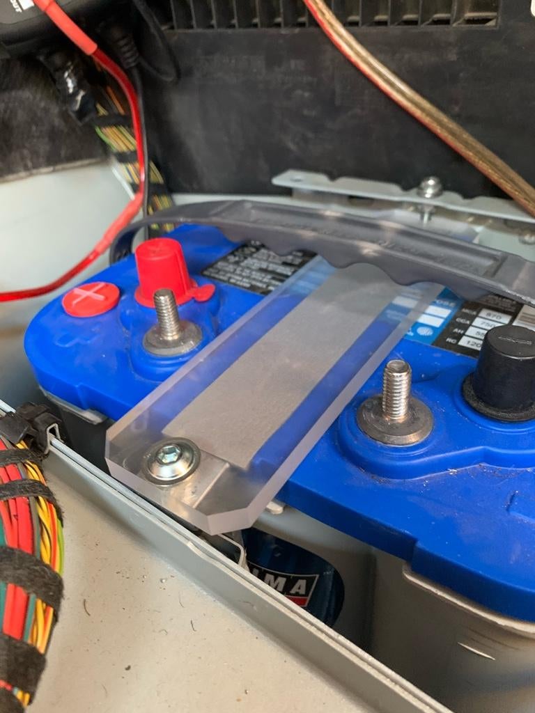 2nd/Aux battery installs...lets see some pictures! | Range Rovers Forum