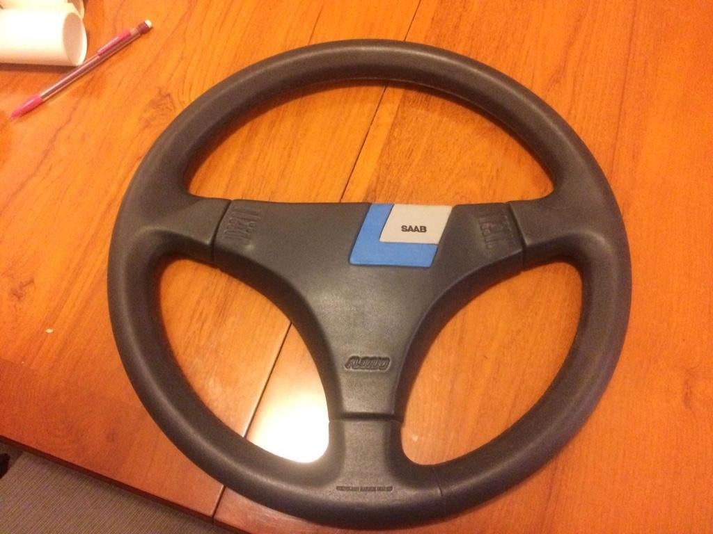 Putting a new steering wheel on a 1987 SAAB 900i | SaabCentral Forums