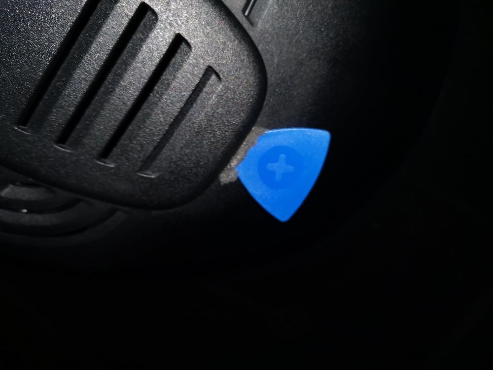 Rattle In Intellisafe Box | SwedeSpeed - Volvo Performance Forum