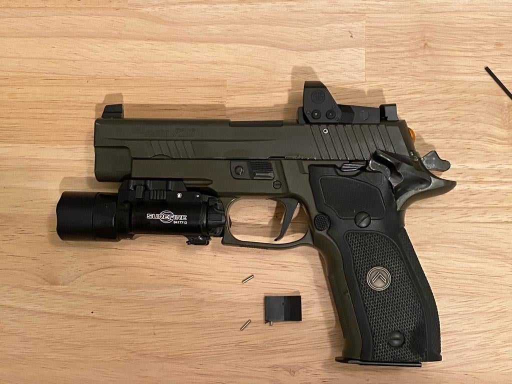 Sig P226 Mk25 Surefire