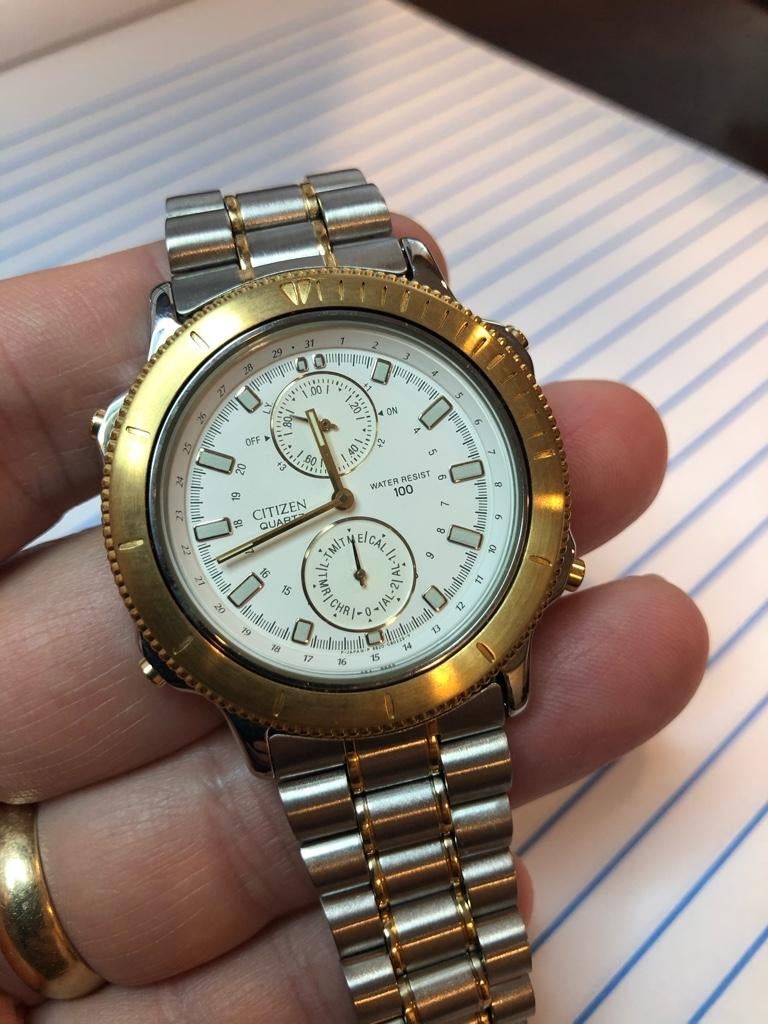 SOLD: Citizen Quartz Chrono 6820 NOS! $100 USD | The Watch Site