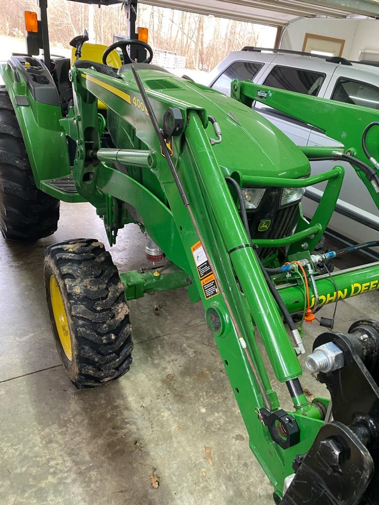 Bucket Level Indicator 4 Series | Green Tractor Talk