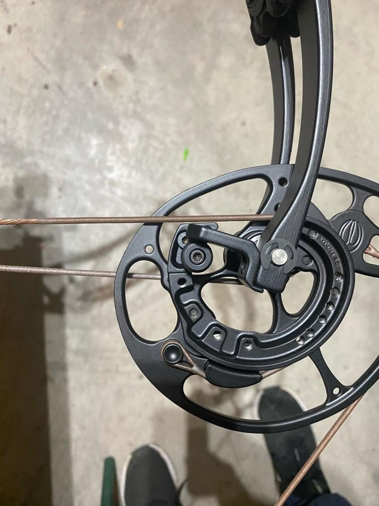 This one has me stumped. Elite remedy | Archery Talk Forum