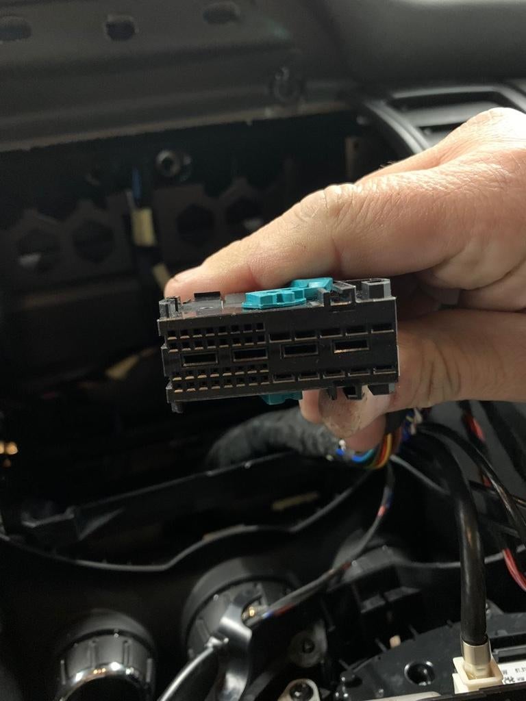 Where is the Head Unit in 2020 F56? | Mini Cooper Forum