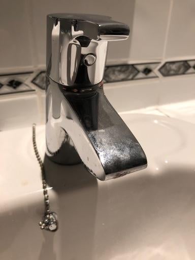 How to remove this tap head | DIY Home Improvement Forum