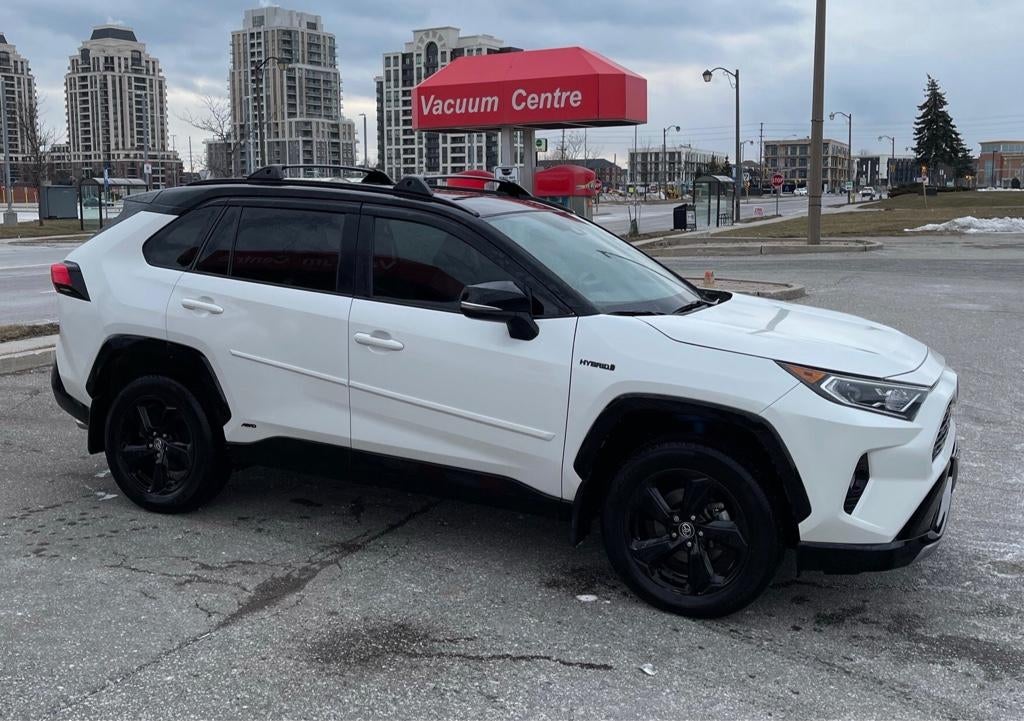 Installing body side moldings after door edge guard? | Toyota RAV4 Forums