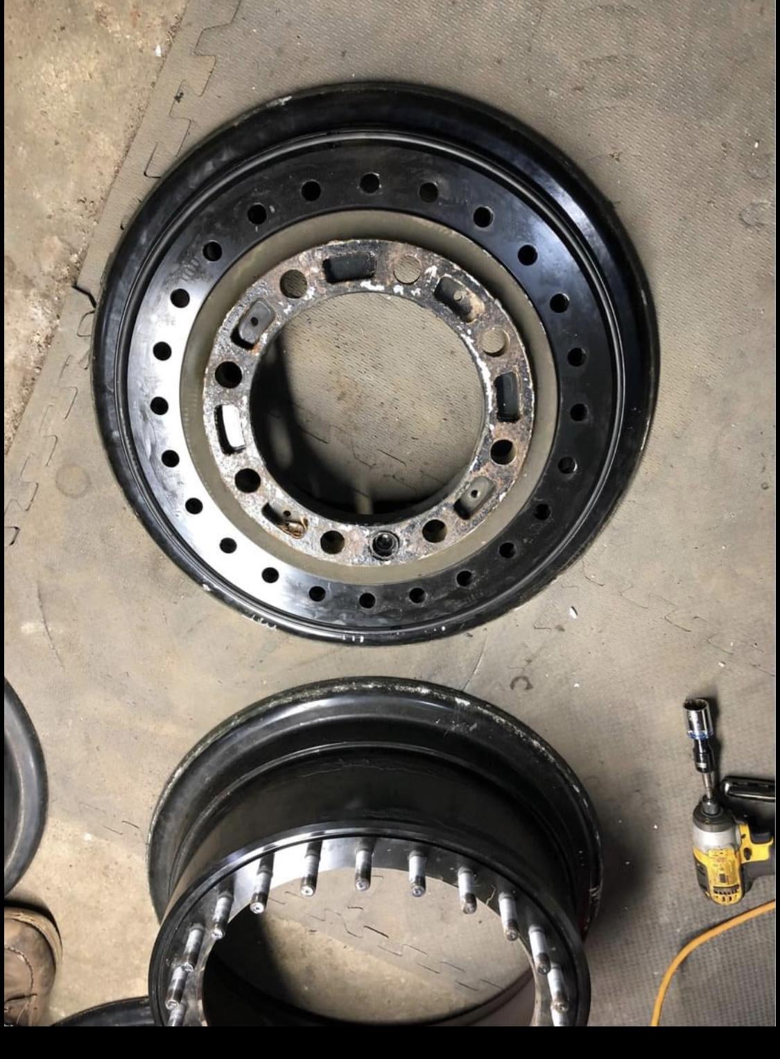 Alu 8-lug military wheels that fit C4500 | Pirate 4x4