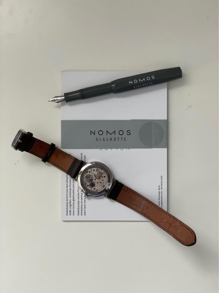 SOLD: Nomos Tangente Gangreserve (Power Reserve) - Reference 172 ...