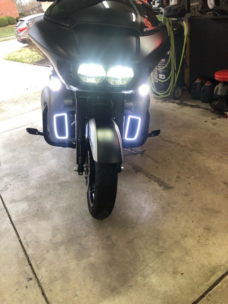Custom Dynamics lower fairing lights | Road Glide