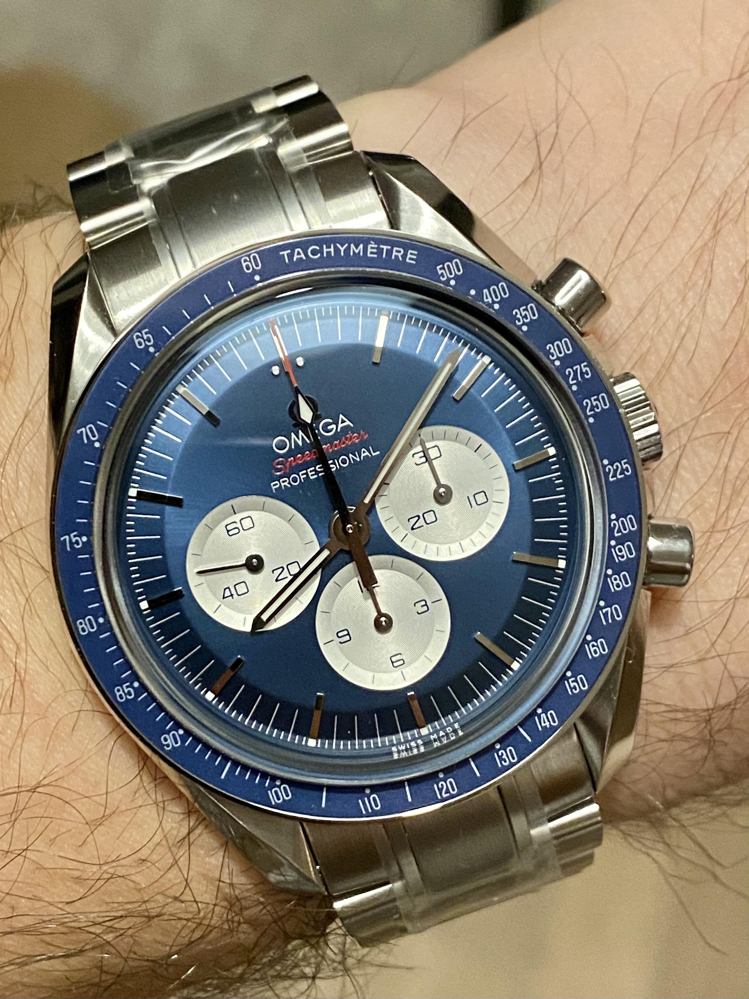 Omega Speedmaster Tokyo Red - Bezel Imperfections | WatchUSeek Watch Forums