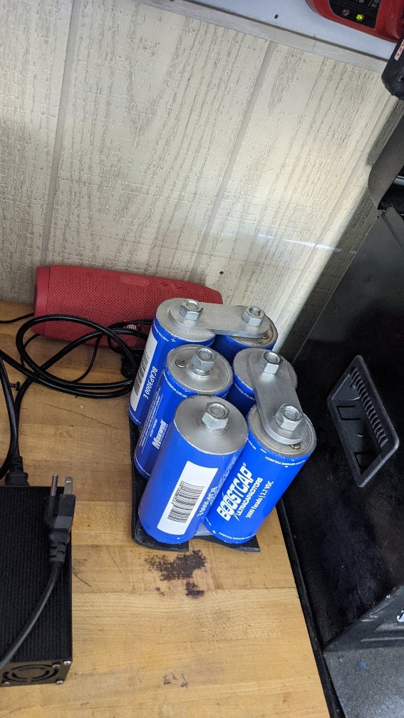 Supercapacitor Safe to Use with a Lithium Starter Battery ...