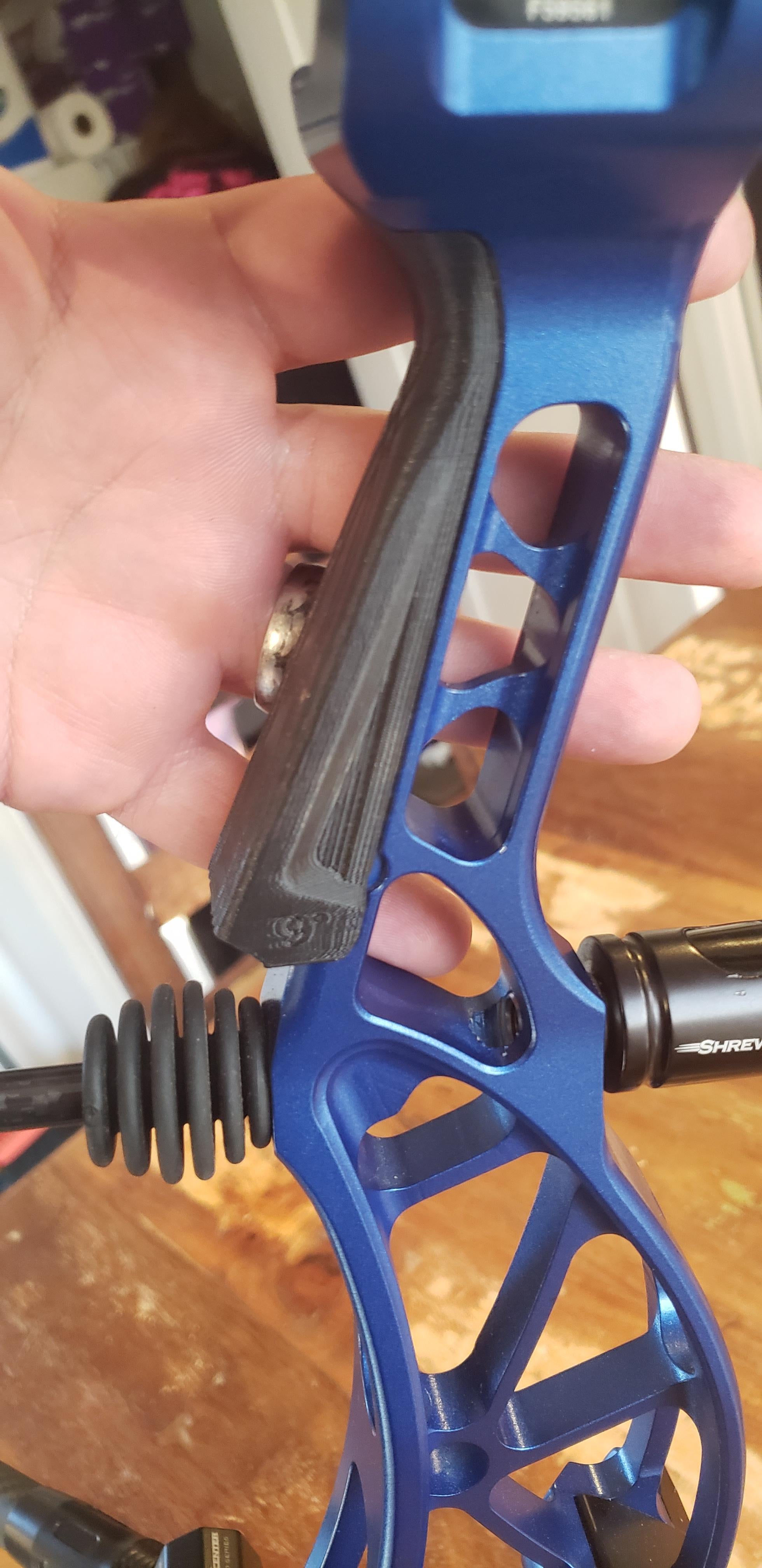 Clutch grip replacement (DL Design/Tim Gillingham) | Archery Talk Forum