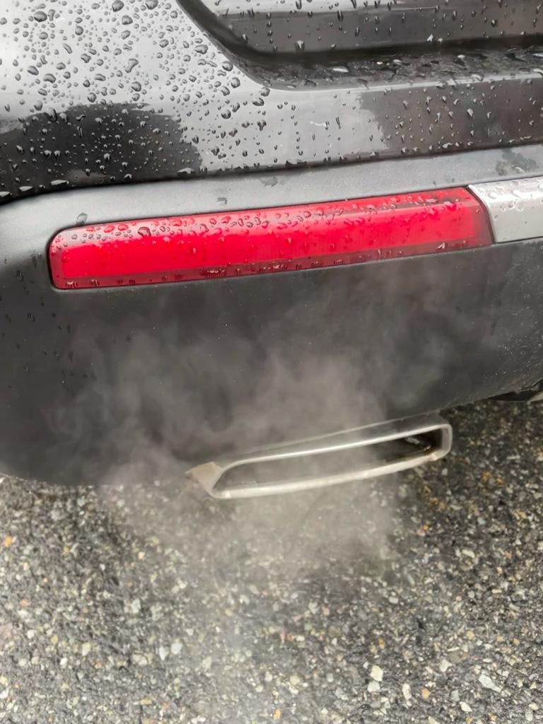 Smoke/ Condensation out of tailpipe on a wet and cold day. | Acura MDX ...