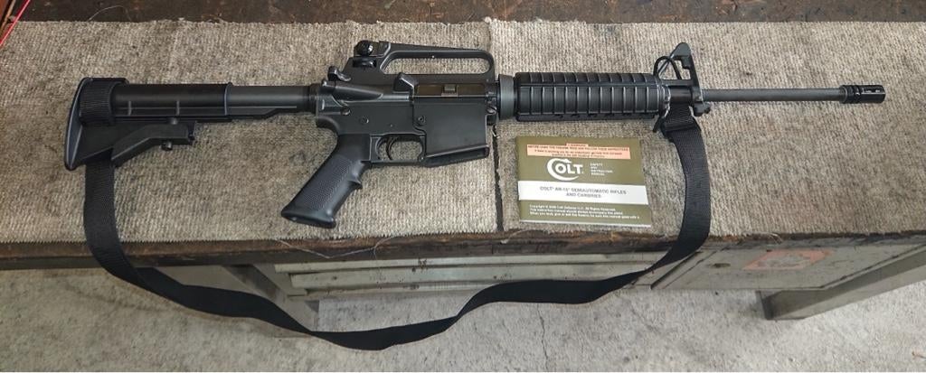 Could anyone enlighten me on my older mfg. Colt R-6520 ? | Colt Forum