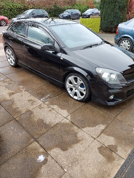 17" Genuine astra h vxr wheels Full set with great tyres | Vauxhall ...