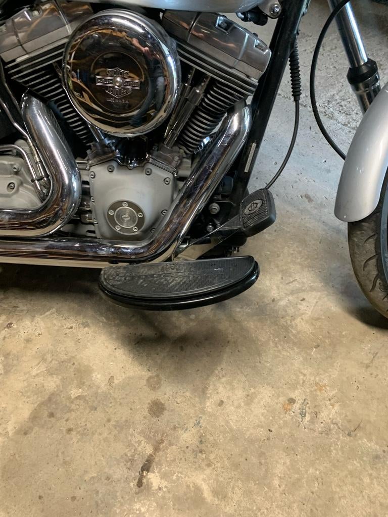 Floorboards and mounts for Softail. | Harley Davidson Forums
