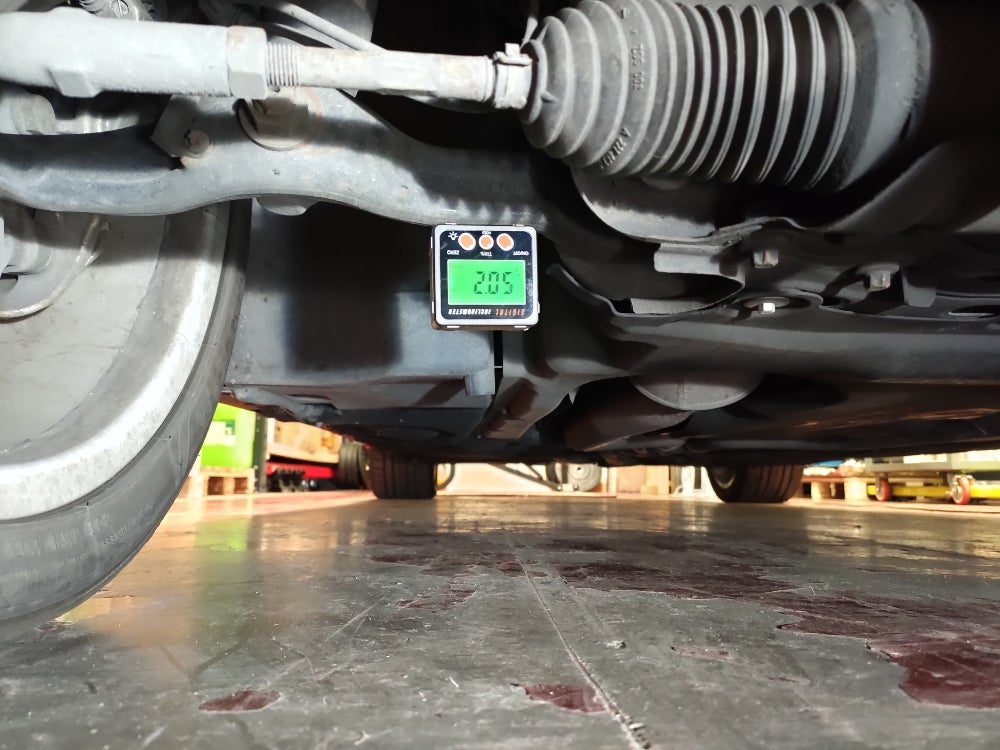 W221 S600 ABC level calibration procedure - ABC error 520A Signal ...