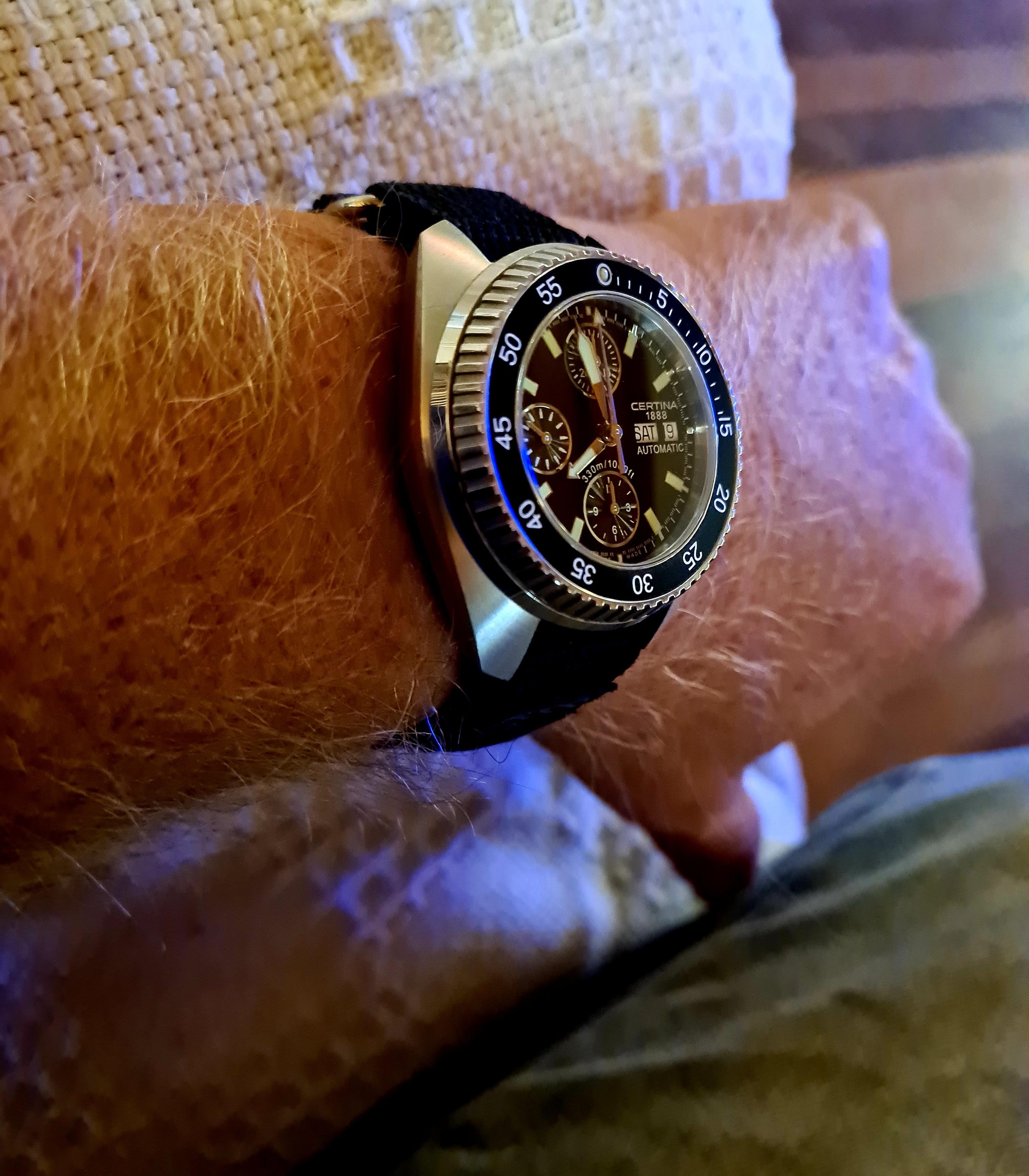 Divers on velcro... show 'em here. | WatchUSeek Watch Forums