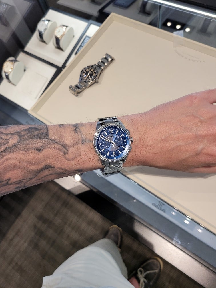 Requesting input on Polaris Chrono vs Mariner date | WatchUSeek Watch ...