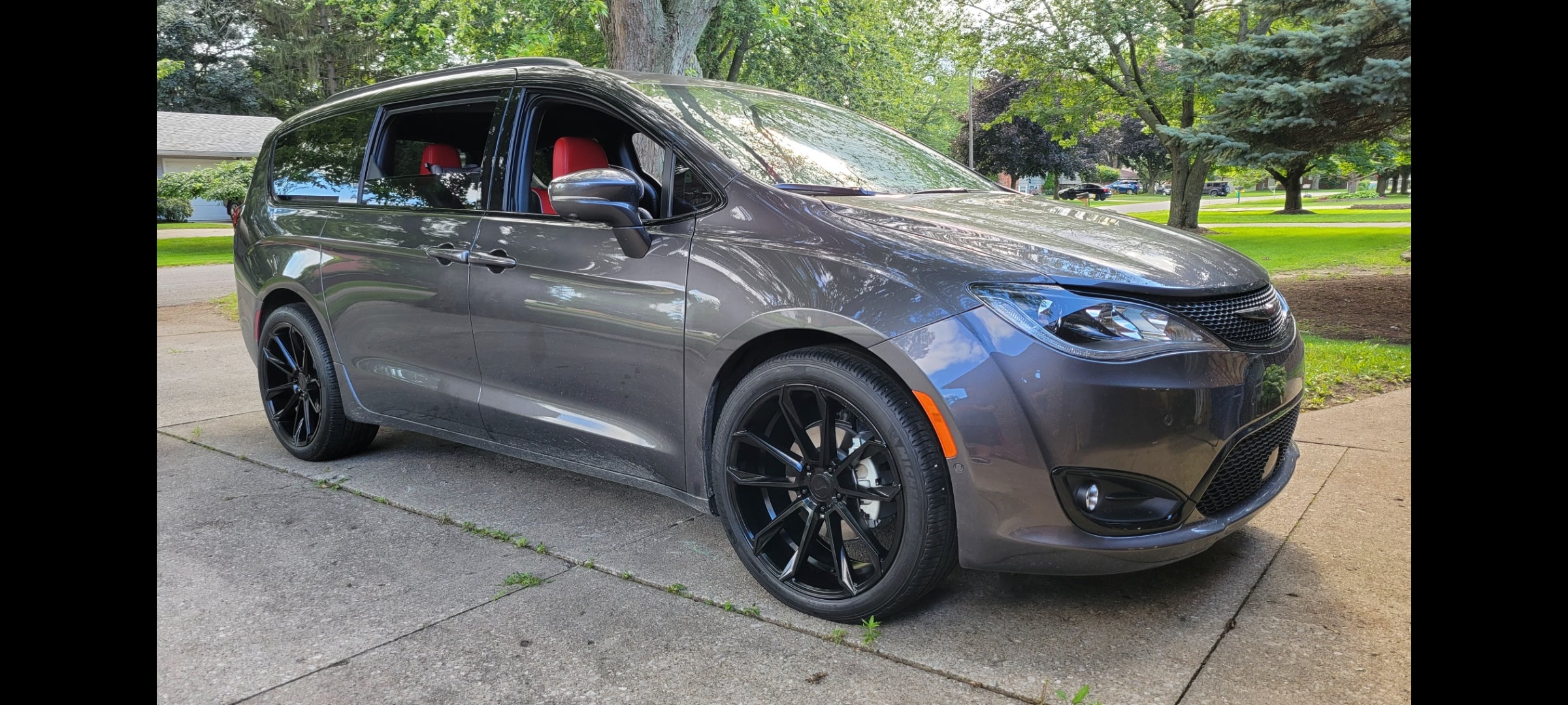22s on my 2020 | 2017+ Chrysler Pacifica Minivan Forums